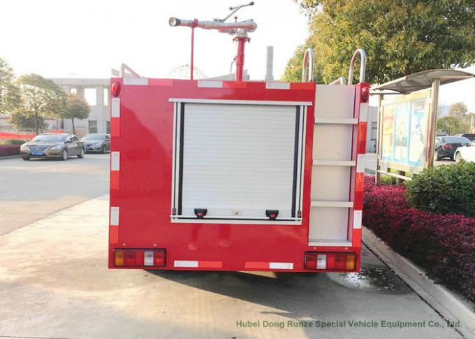 FORLAND 4x2 Chassis Mini Fire Fighting Truck , Forest Fire Engine Vehicle